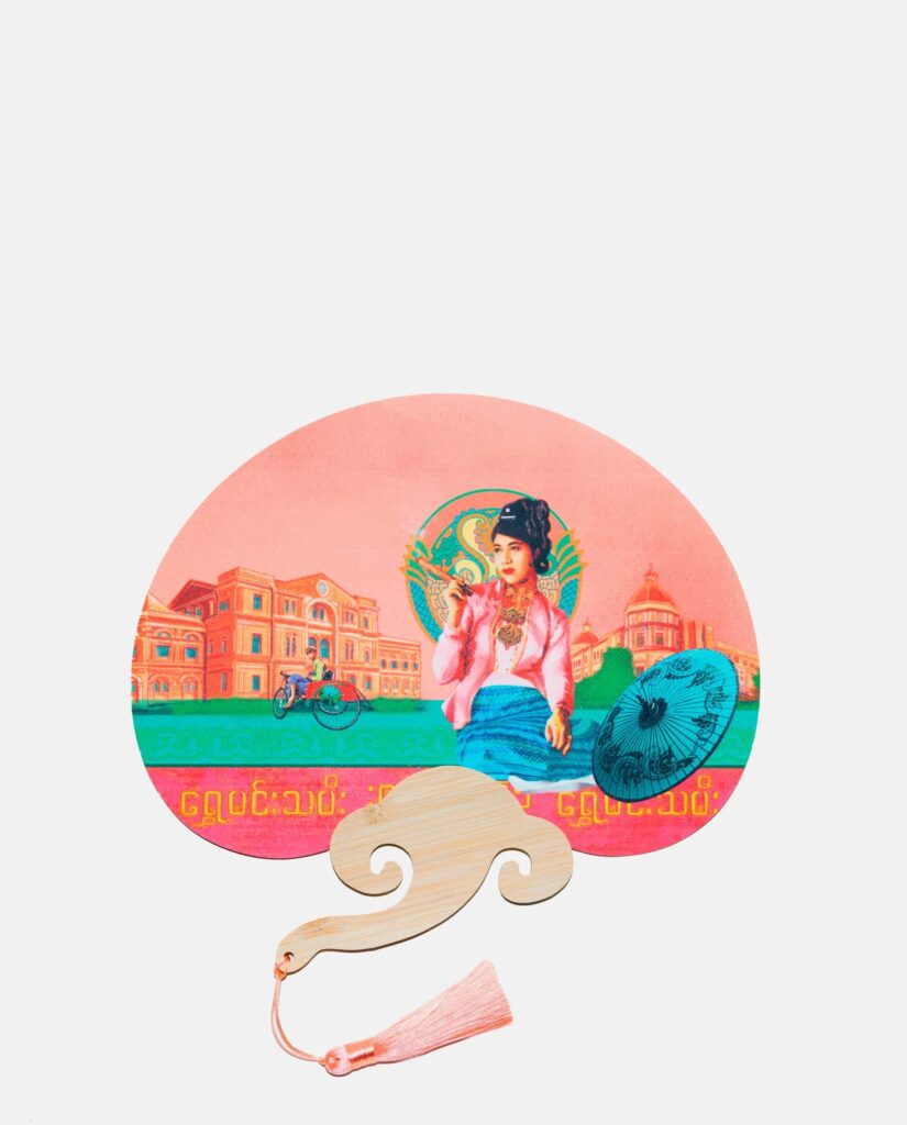 YANGOODS PRINCESS ROSE HAND FAN - Rococo Boutique Ireland